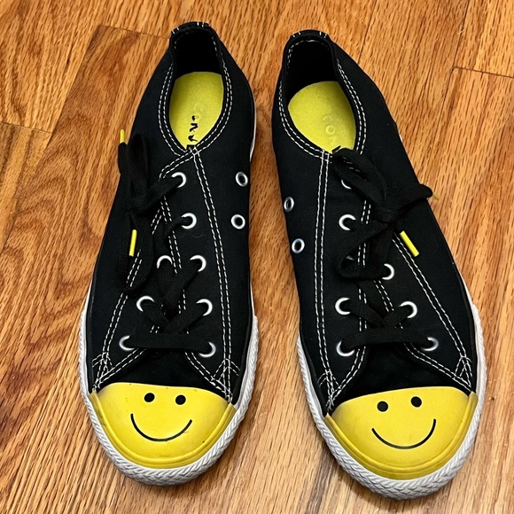 Converse | Shoes | Rare Converse All Stars Black Canvas Low Tops With ...